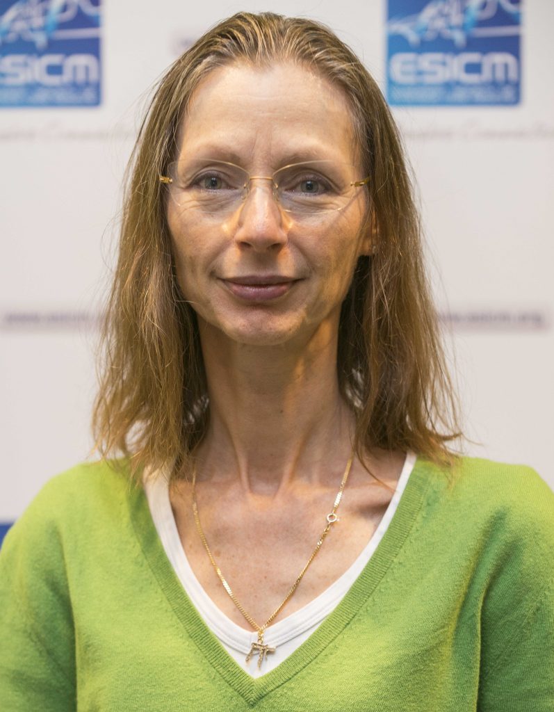 JULIA WENDON UNPLUGGED - ESICM